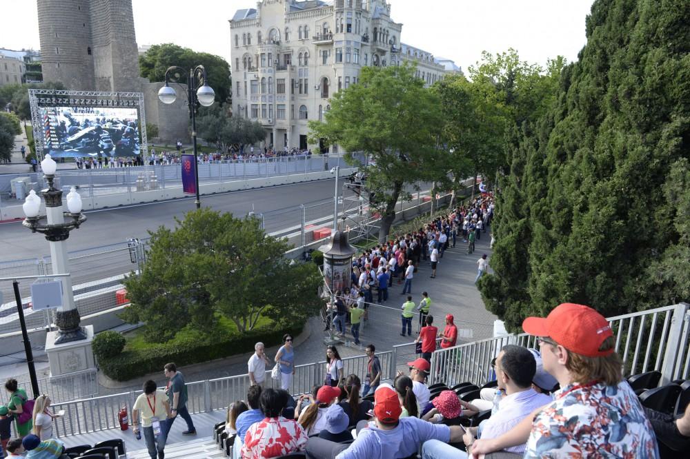 Prema Racing’s Giovinazzi wins GP2 First Race in Baku PHOTO