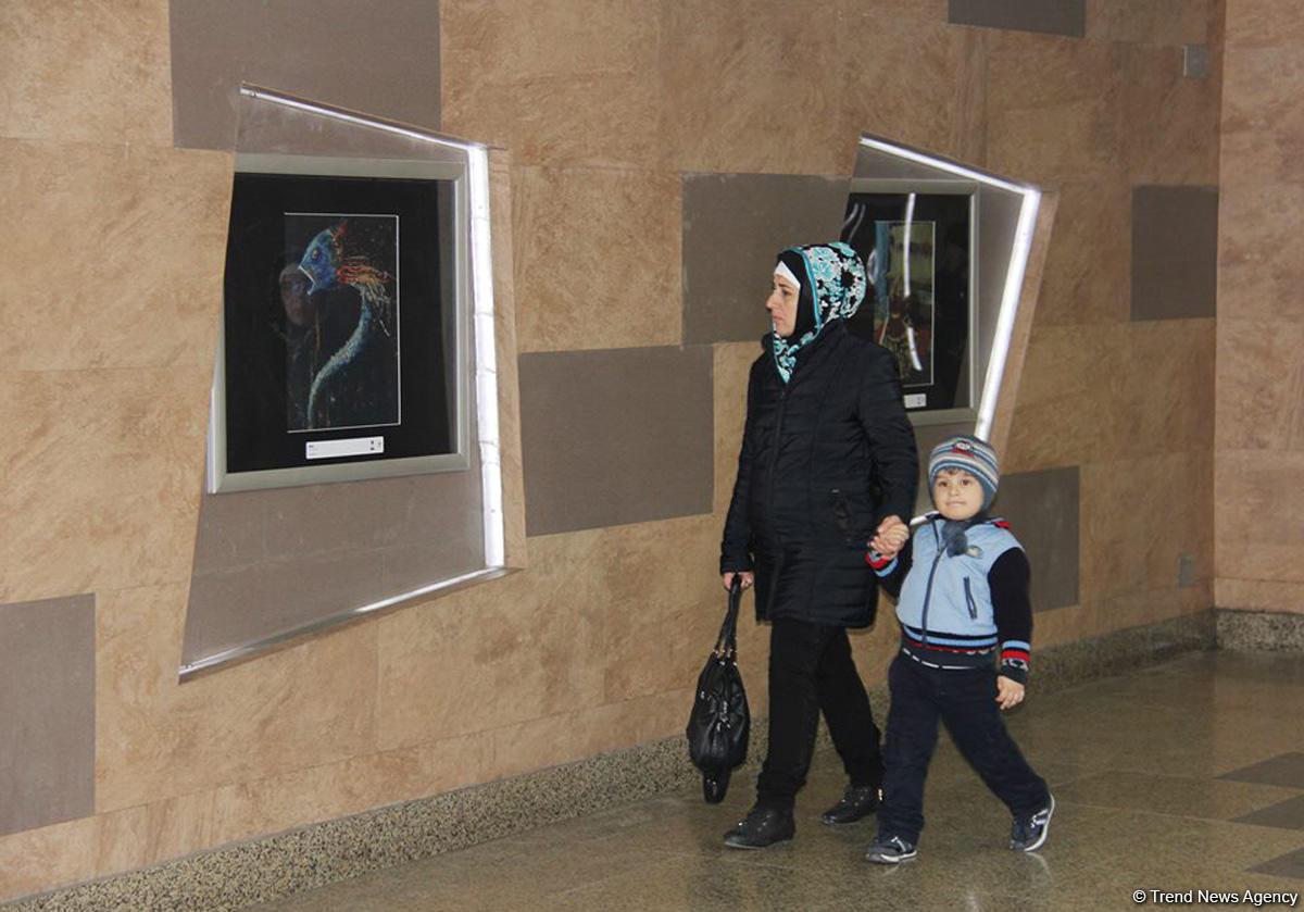 Baku Metro turns into art gallery [PHOTO]