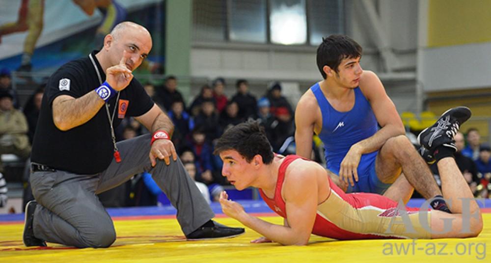 Azerbaijani wrestlers grab 5 medals in Dagestan [PHOTO]