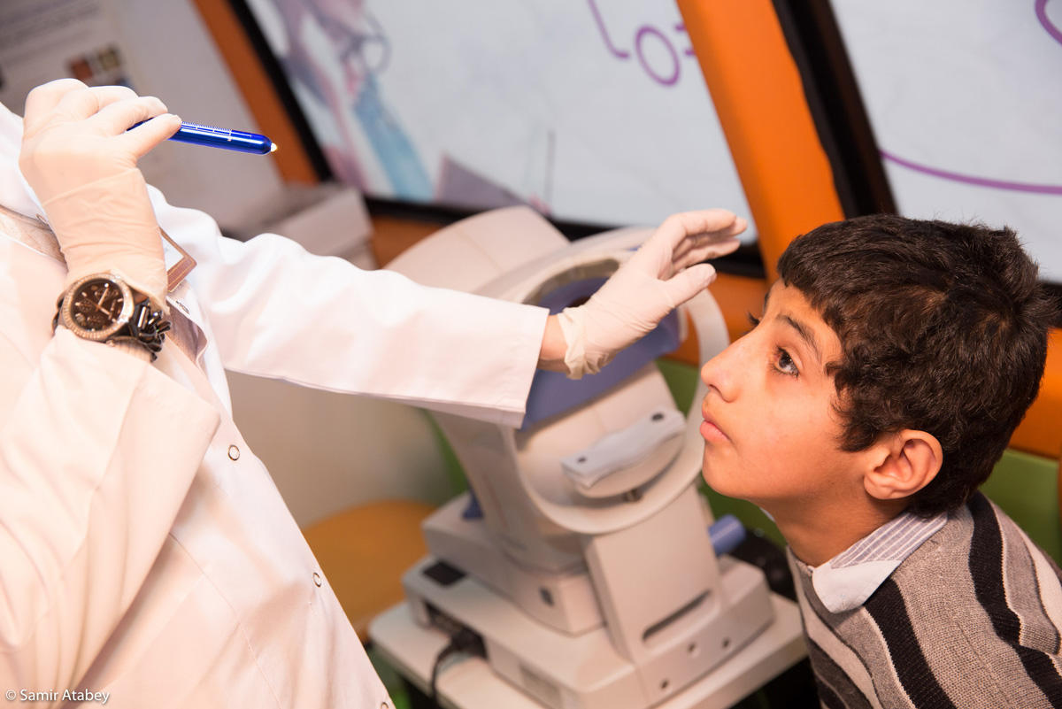 Azercell arranges free eye check-up for deprived children [PHOTO]
