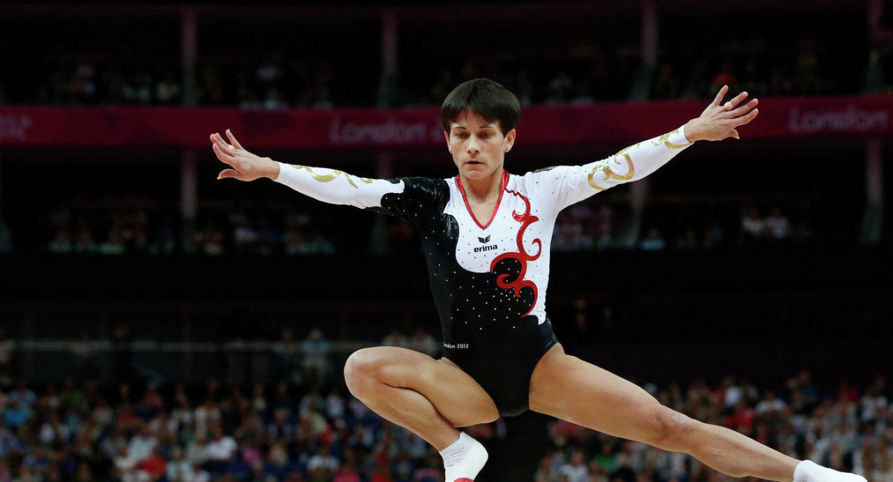 Oksana Chusovitina wins gold medal of FIG World Cup in Baku