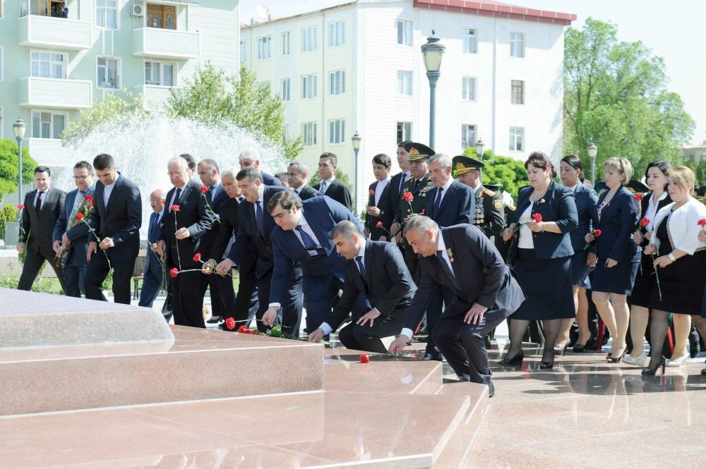 National leader Heydar Aliyev’s memory honored in Nakhchivan [PHOTO]
