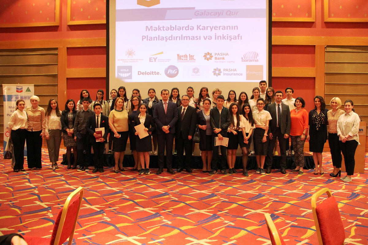 Barama takes part in educative meeting with schoolchildren [PHOTO]