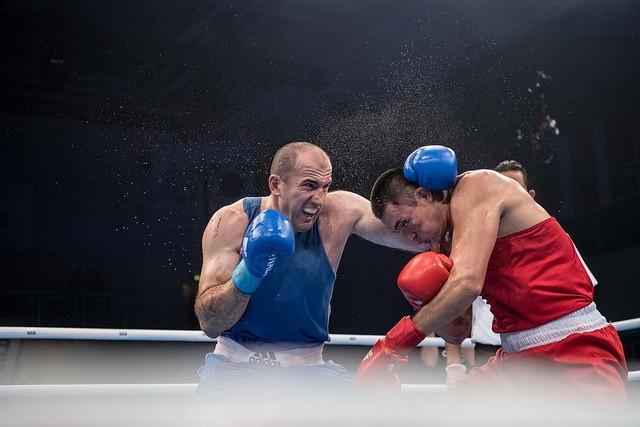 Azerbaijani boxer wins his third world title [PHOTO]