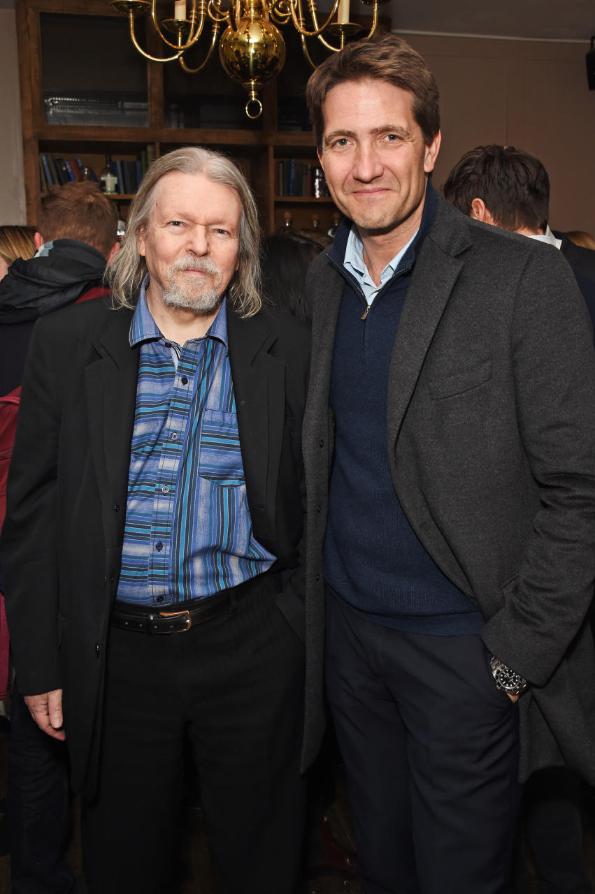 Ali and Nino shown in UK [PHOTO]