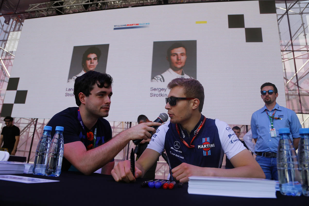 F1 pilots meet fans at autograph session in Baku [PHOTO]Trend: An ...