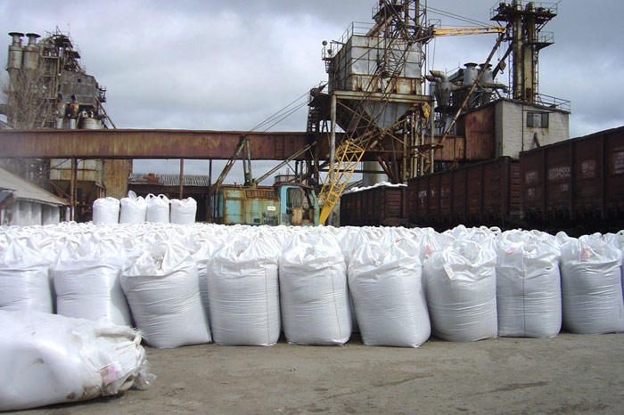 Russian distributor of mineral fertilizers to up supplies to Azerbaijan