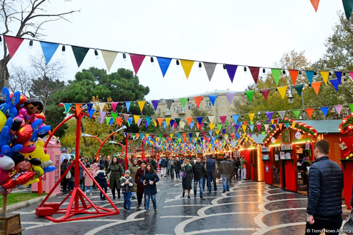 Great place to soak up the festive atmosphere! [PHOTO]