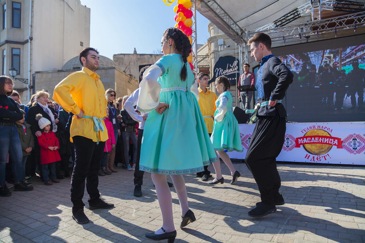Baku celebrates Slavic folk festival [UPDATE]