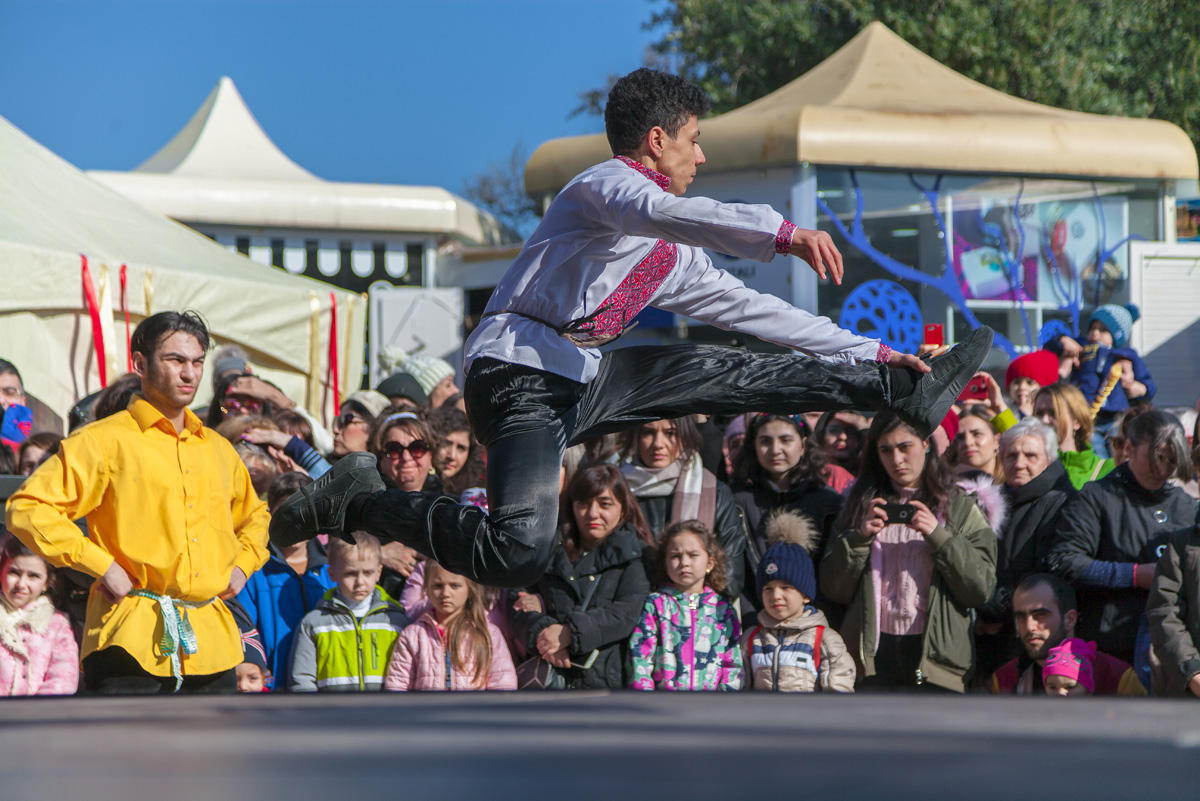 Baku celebrates Slavic folk festival [UPDATE]