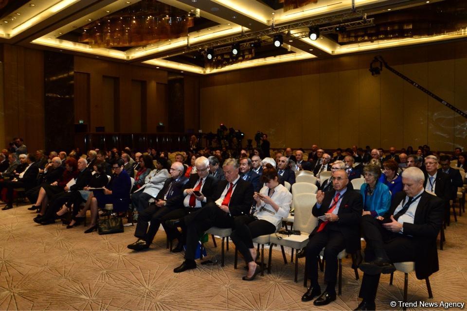 7th Global Baku Forum continues with panel meetings