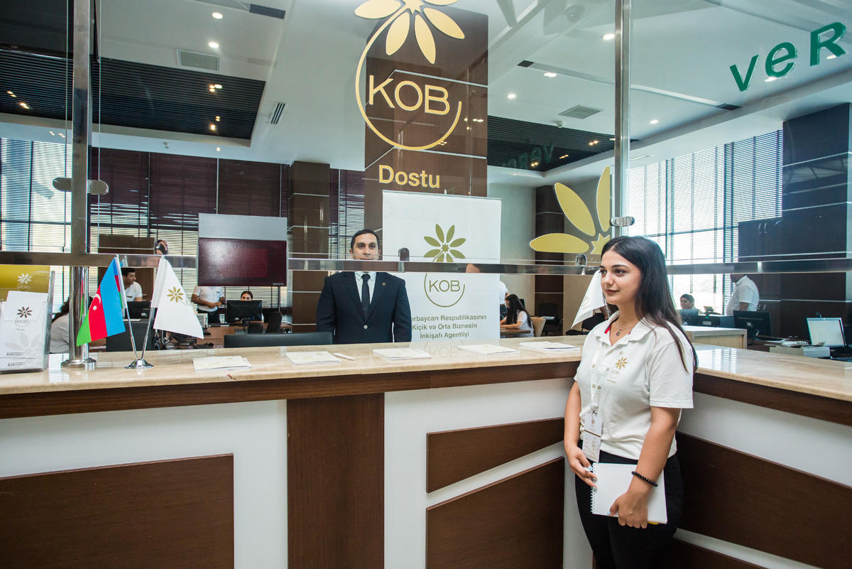 Friend of SMEs commissioned in Baku Head Customs Department [PHOTO]