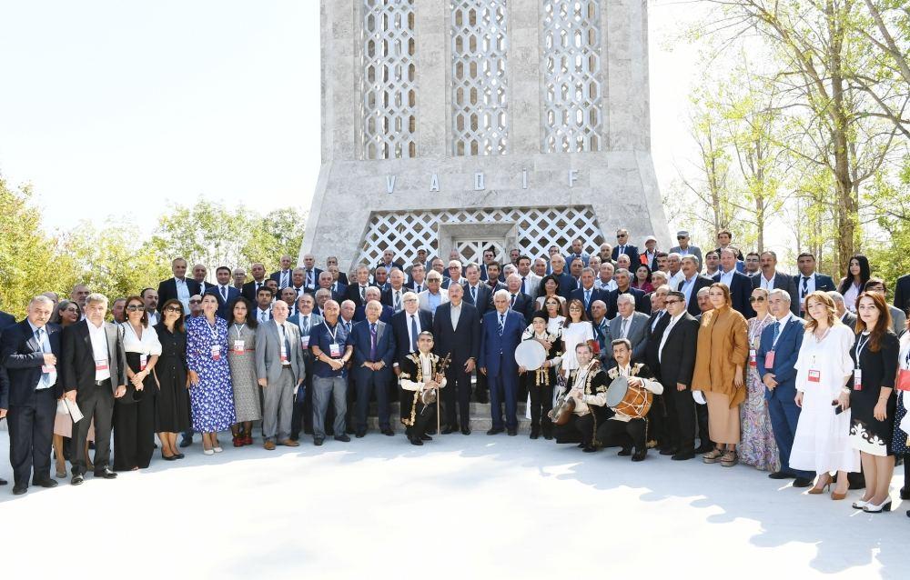 President Aliyev holds cordial conversation with residents during Vagif ...