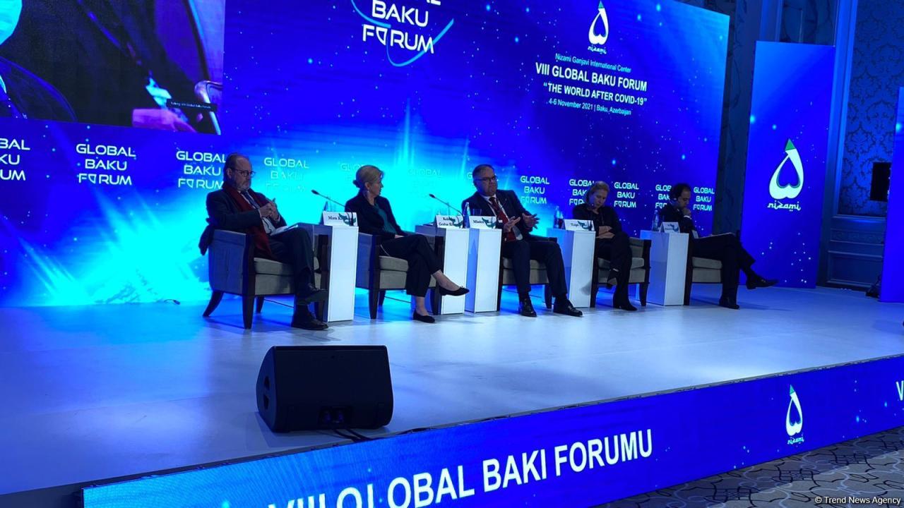 New panel discussions underway within VIII Global Baku Forum