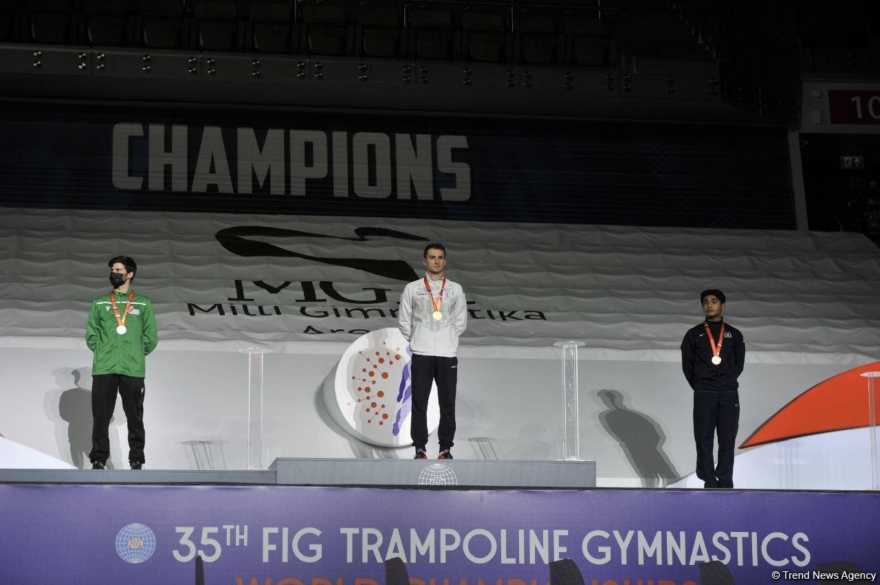 Baku holds award ceremony of winners in synchronized trampoline program ...
