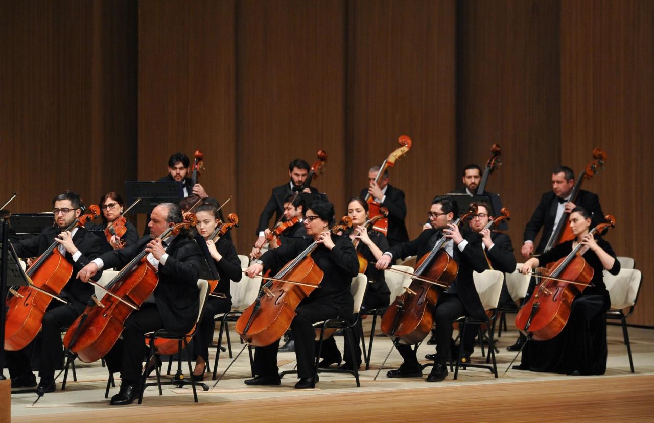 Symphony Orchestra performs under baton of Italian composer [PHOTO/VIDEO]