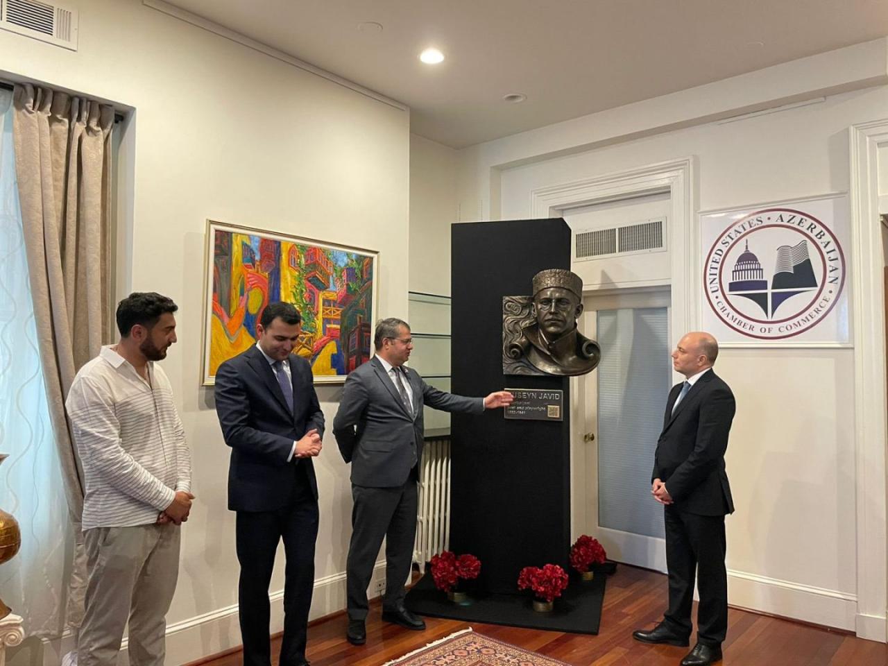 Bust of famous Azerbaijani playwright Huseyn Javid presented to USACC ...