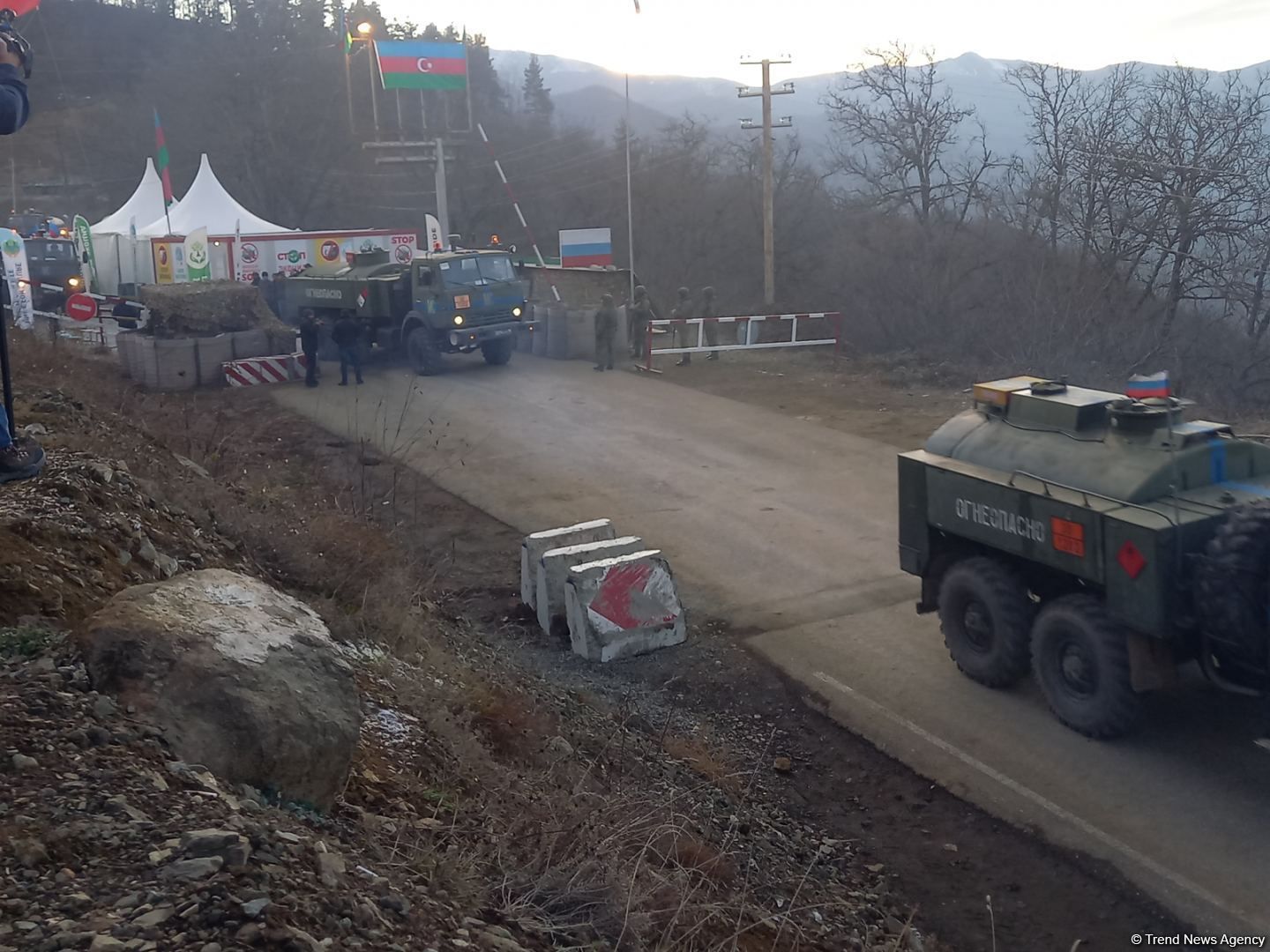 More vehicles of Russian peacekeepers pass freely along Azerbaijan's ...