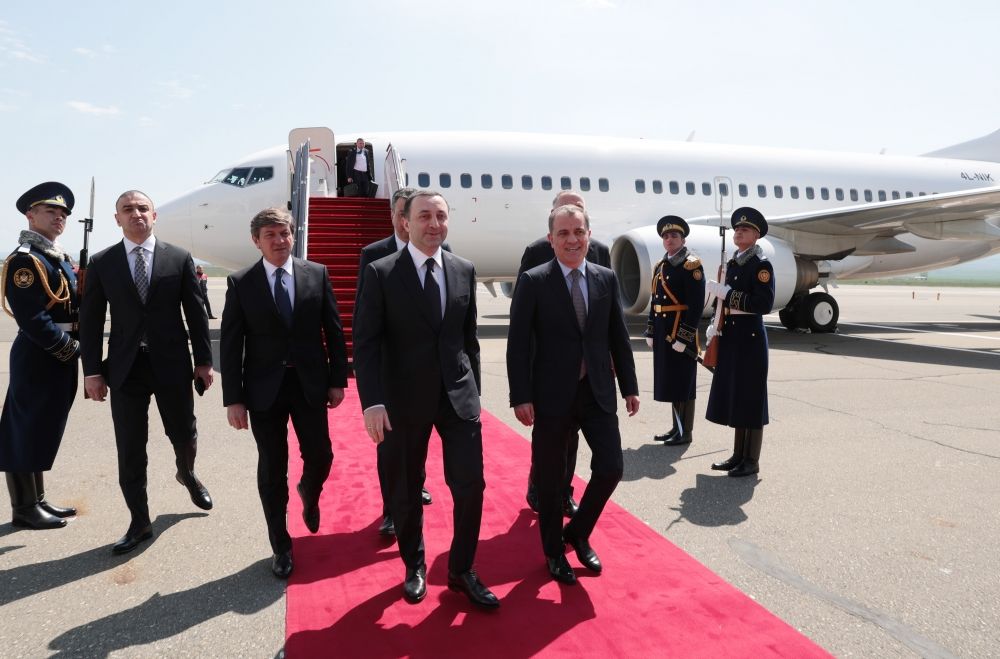Georgian PM Irakli Garibashvili arrives in Azerbaijan for working visit ...