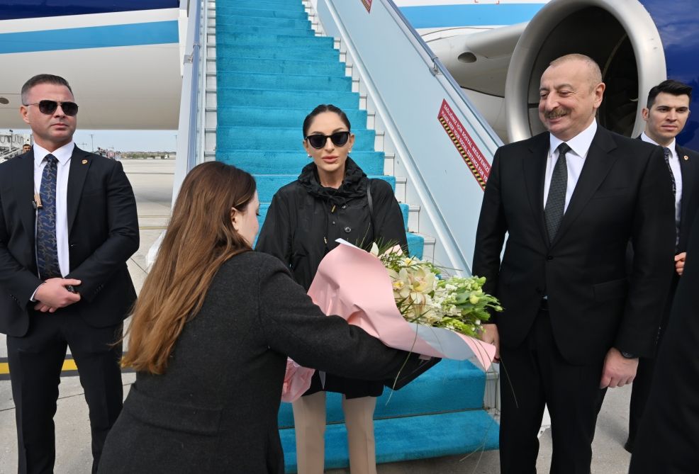 President Ilham Aliyev, First Lady Mehriban Aliyeva arrive in Türkiye ...