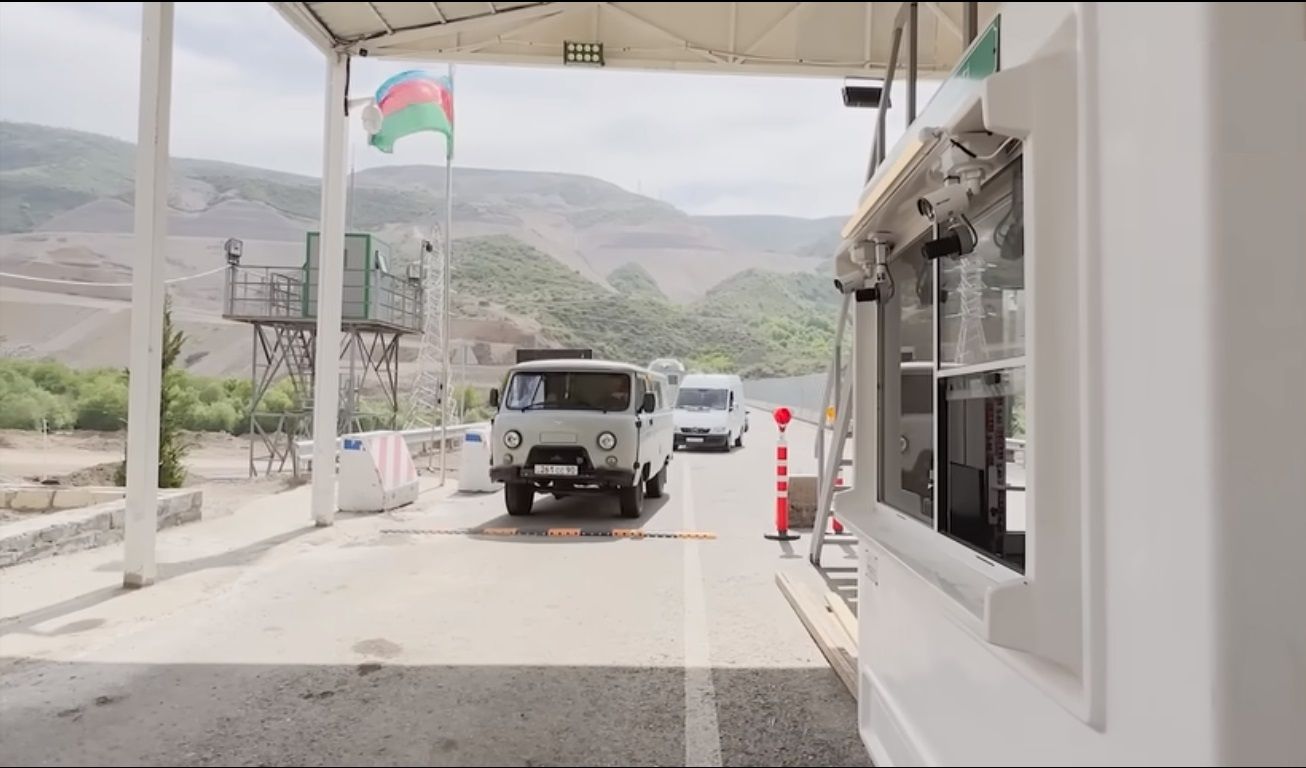 Azerbaijani border services staff successfully operate at new ...