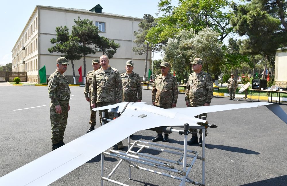 Azerbaijani President views conditions created at one of commando ...