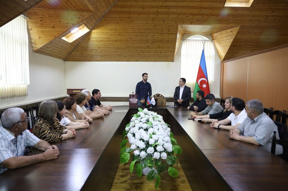 Spanish professor takes part in experience exchange at Ganja State ...