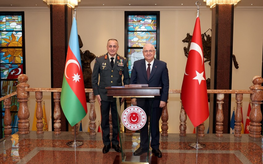 Türkiye, Azerbaijan strengthen defense ties during high-level meetings ...