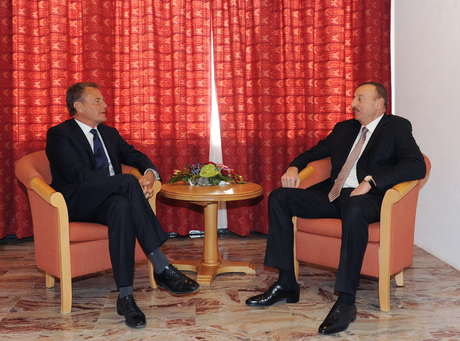 Azerbaijani president meets BP chairman