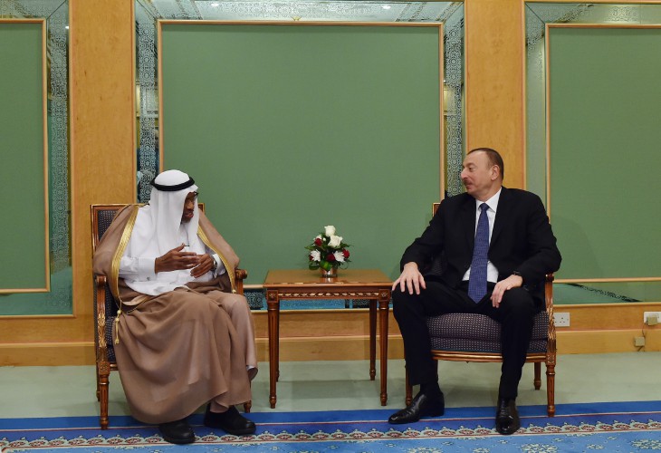 President Aliyev meets IDB president