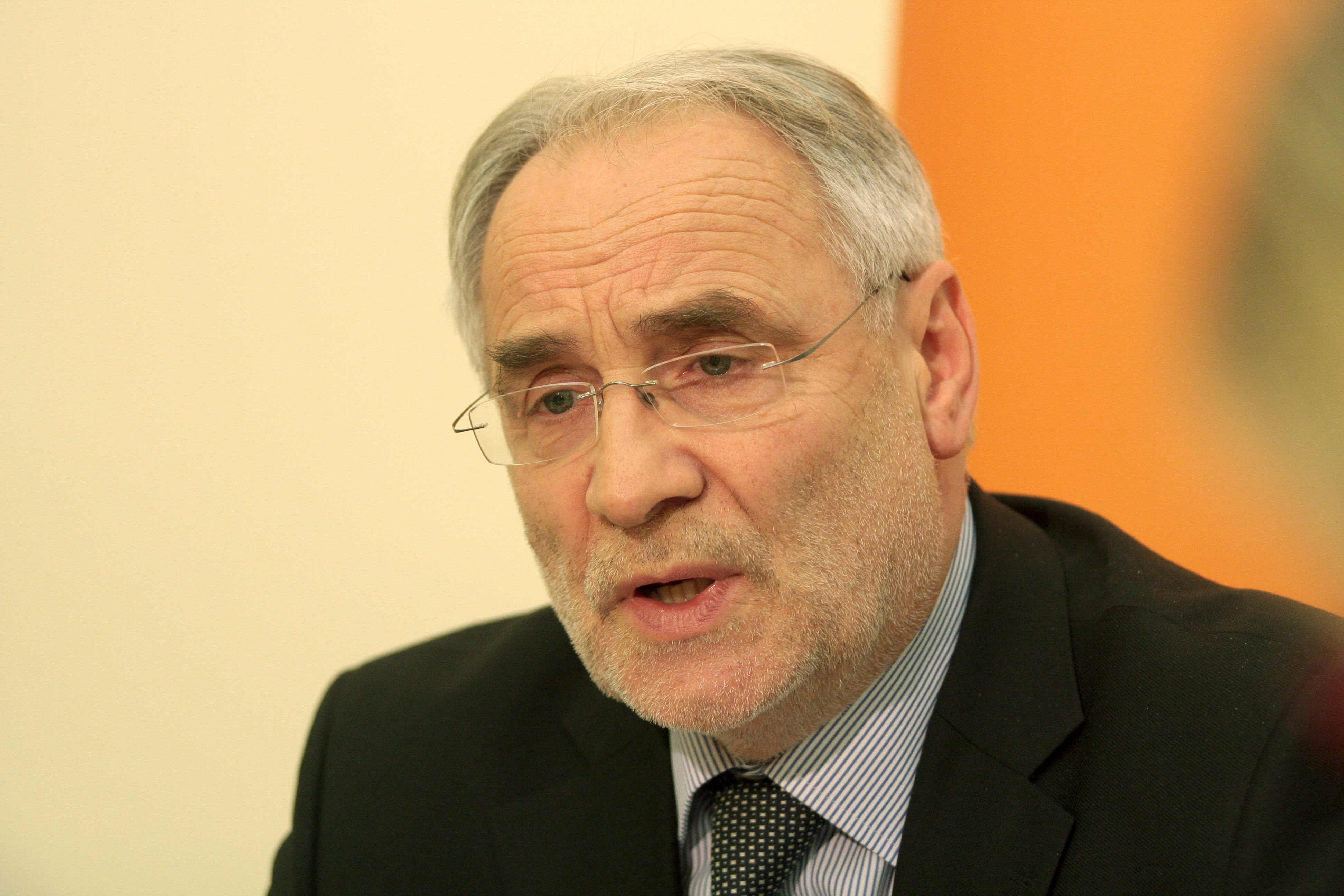 MEP calls on Armenia to withdraw troops from Nagorno-Karabakh