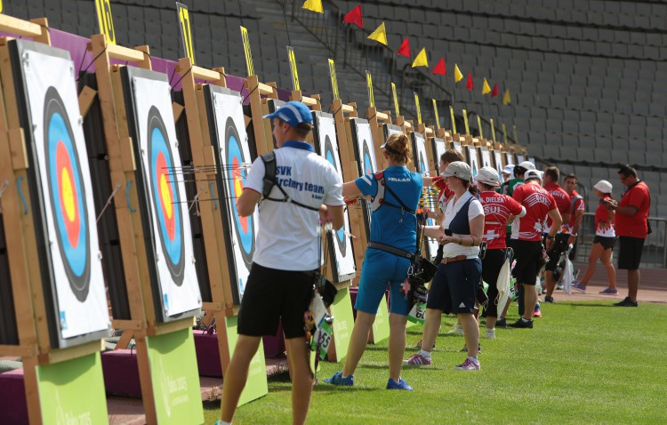 Italy beats Belarus to win archery women's team gold