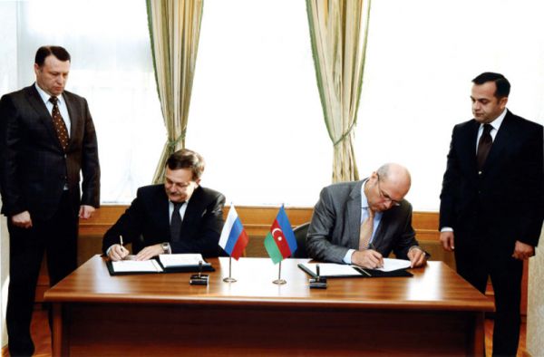 Azerbaijani, Russian customs services ink document