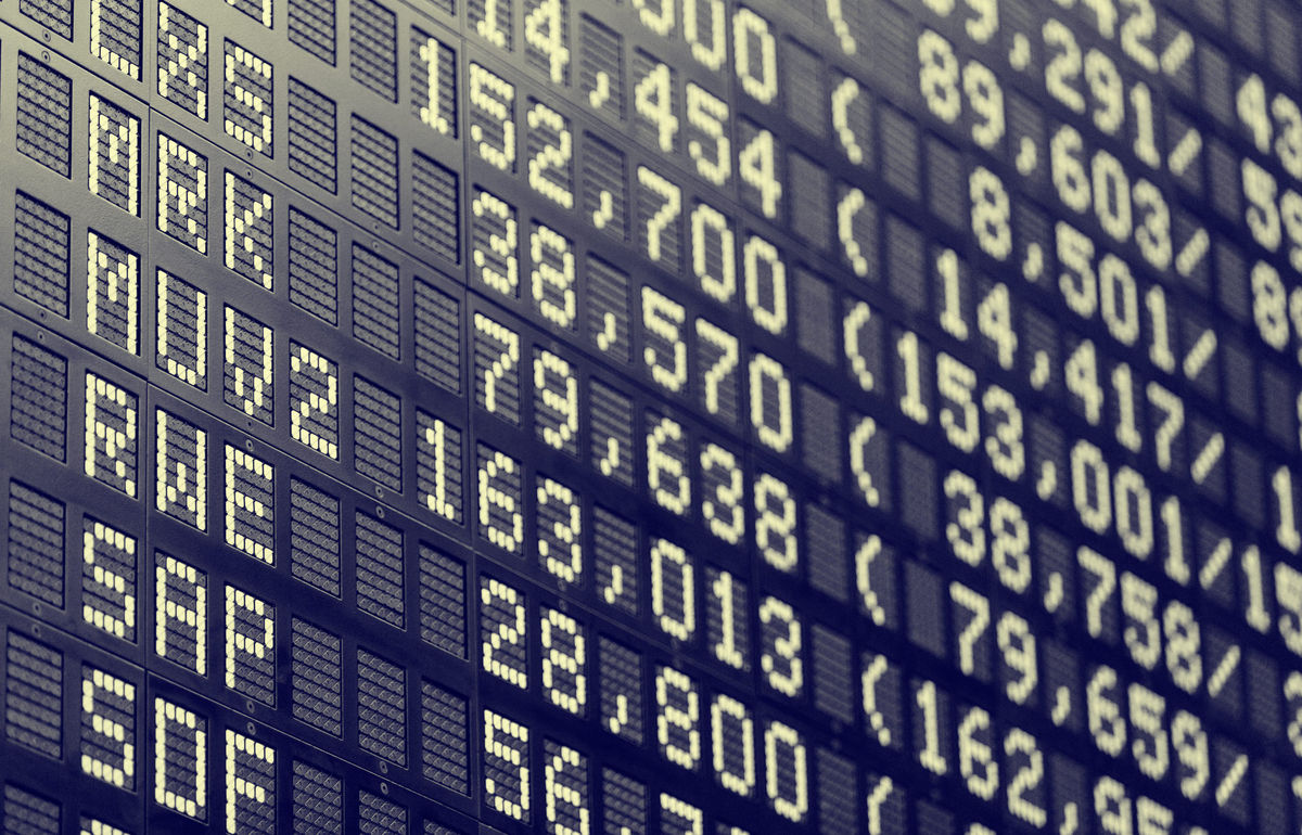 Europe stocks rise after data showing business-activity growth