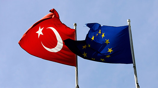 EU says it's comitted to migration deal with Turkey